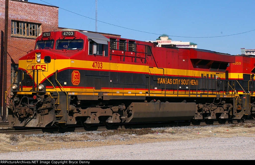 KCS 4703 westbound through downtown